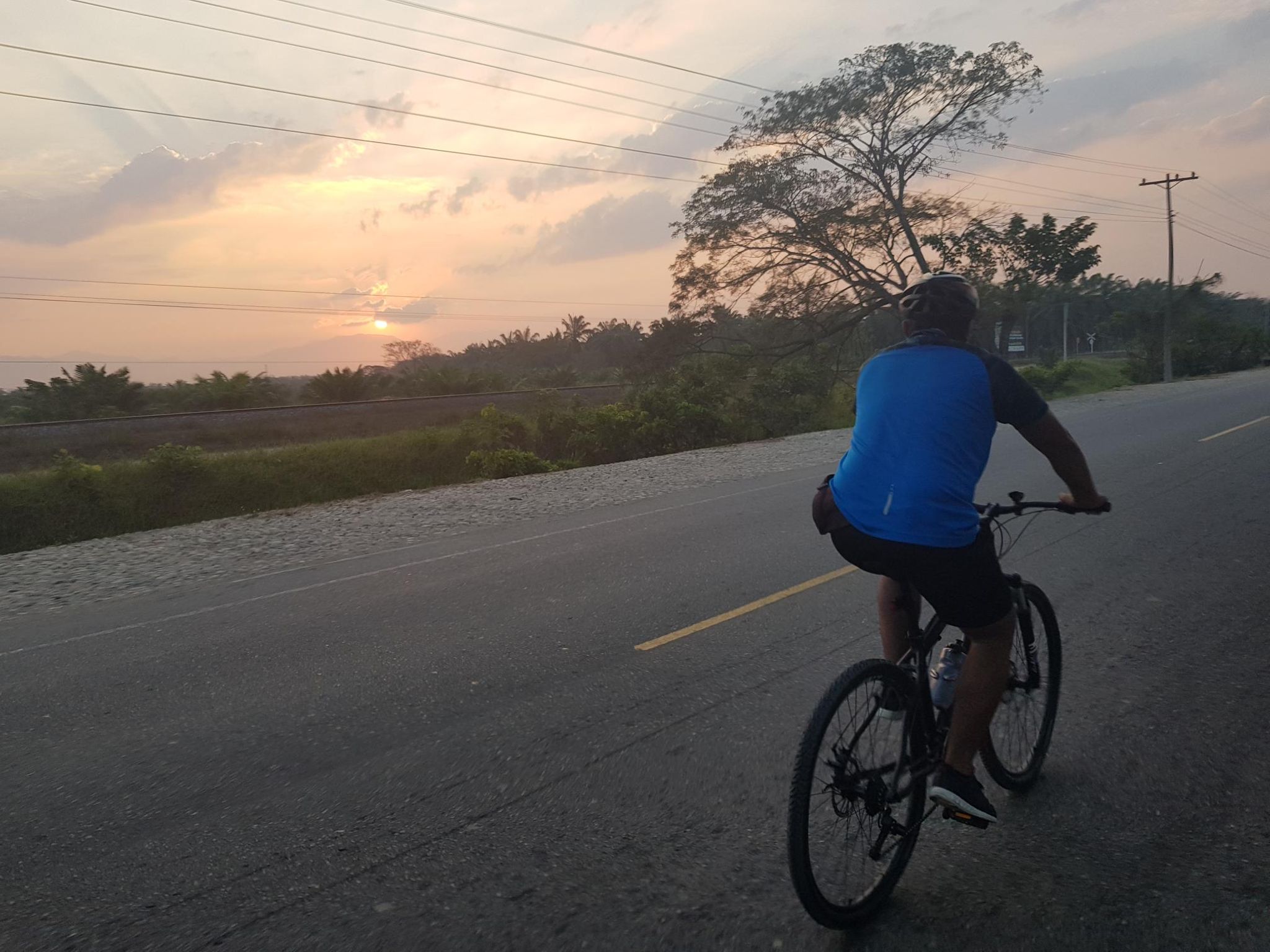 21.7 km Run Activity on February 5, 2019 by Johan N on Strava