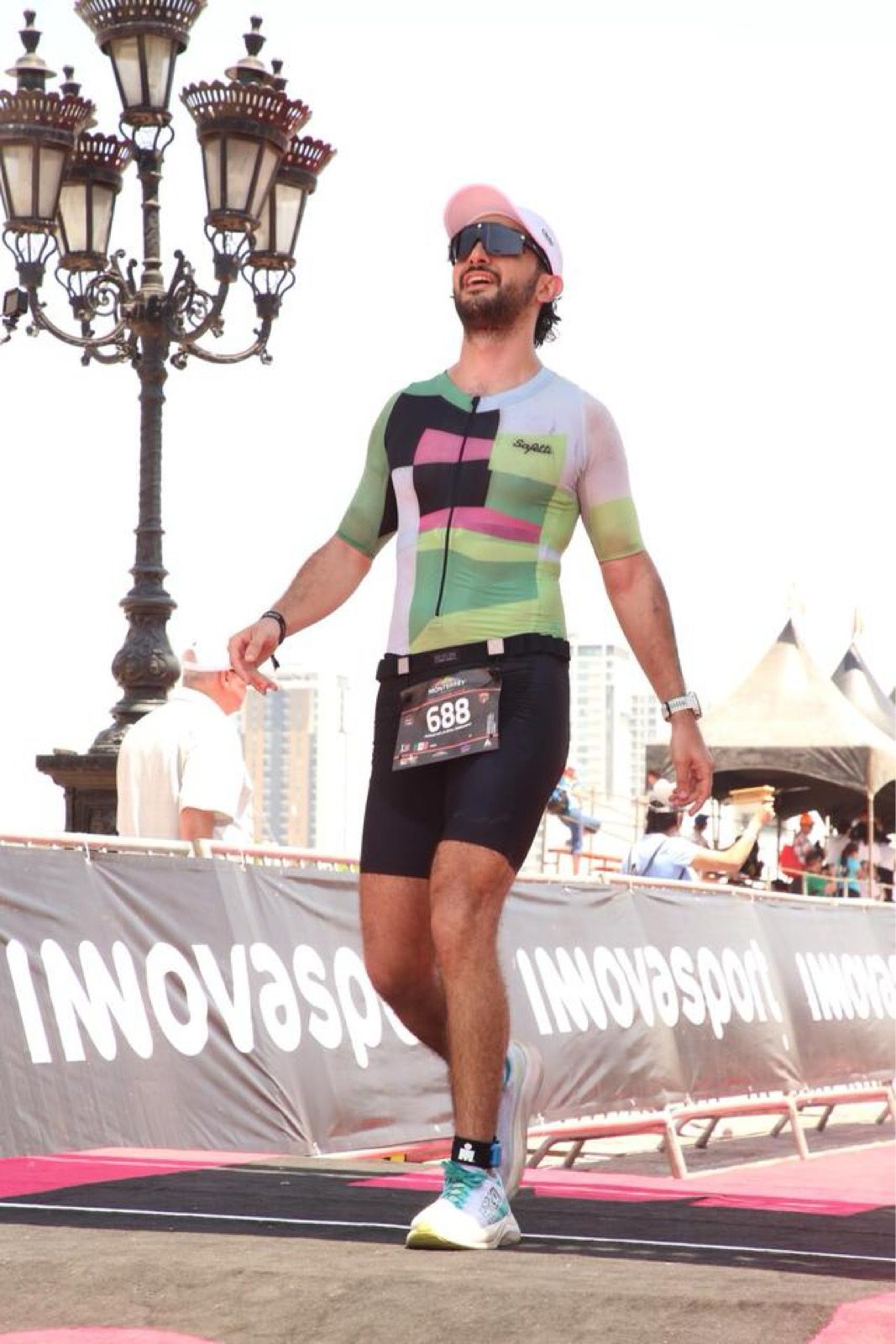 21.1 km Run Activity on April 14, 2024 by Fernando R on Strava