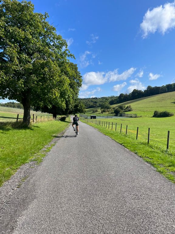 Intro via Worldingham and Chartwell | 48.4 mi Cycling Route on Strava