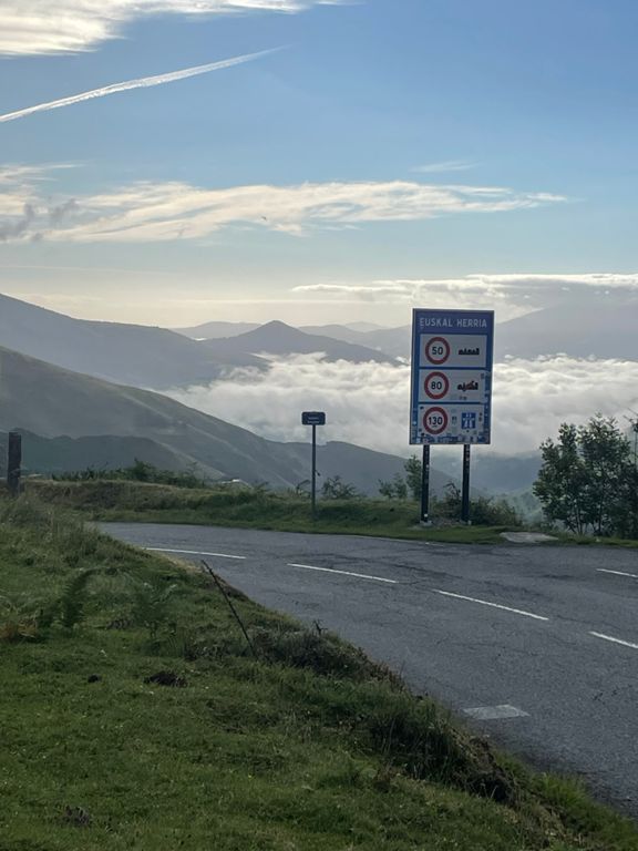 La route des cols des Pyrénées | 896.5 km Cycling Route on Strava